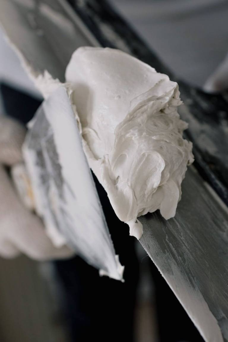 Choosing the Right Adhesive for Strong and Durable Installations